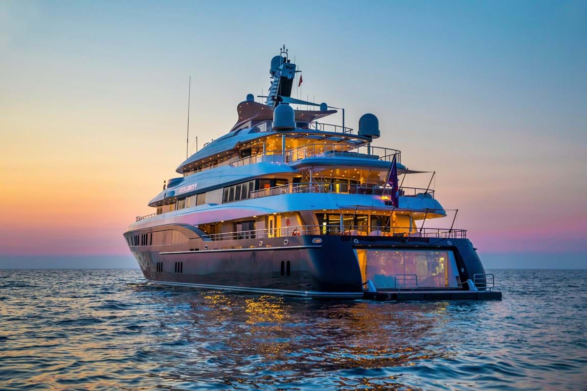 Yacht ARIENCE, Abeking & Rasmussen | CHARTERWORLD Luxury Superyacht ...